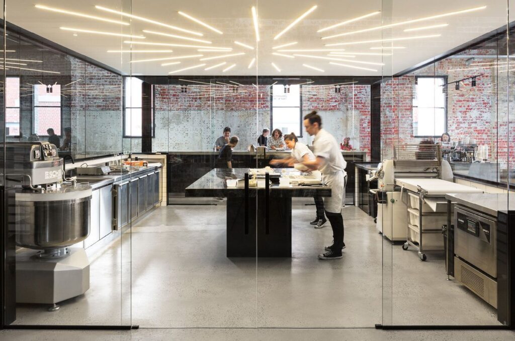A Guide to Starting a Cloud Kitchen in Dubai